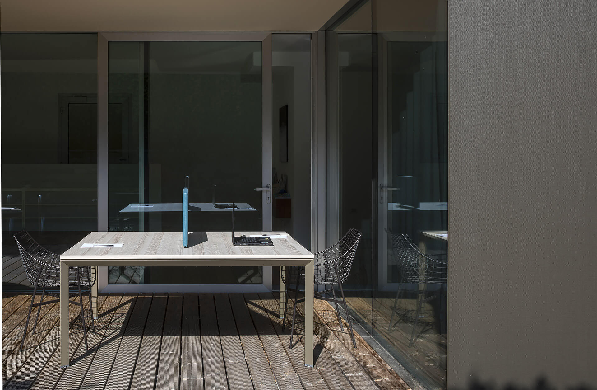 Modern Metal Desk for Offices "Iron Corner" | Bridge-Type Metal Structure